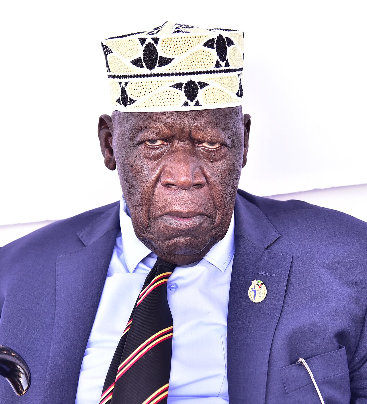 GO HOME AND DIG POTATOES! Museveni Swings Cabinet Axe as Moses Ali ...